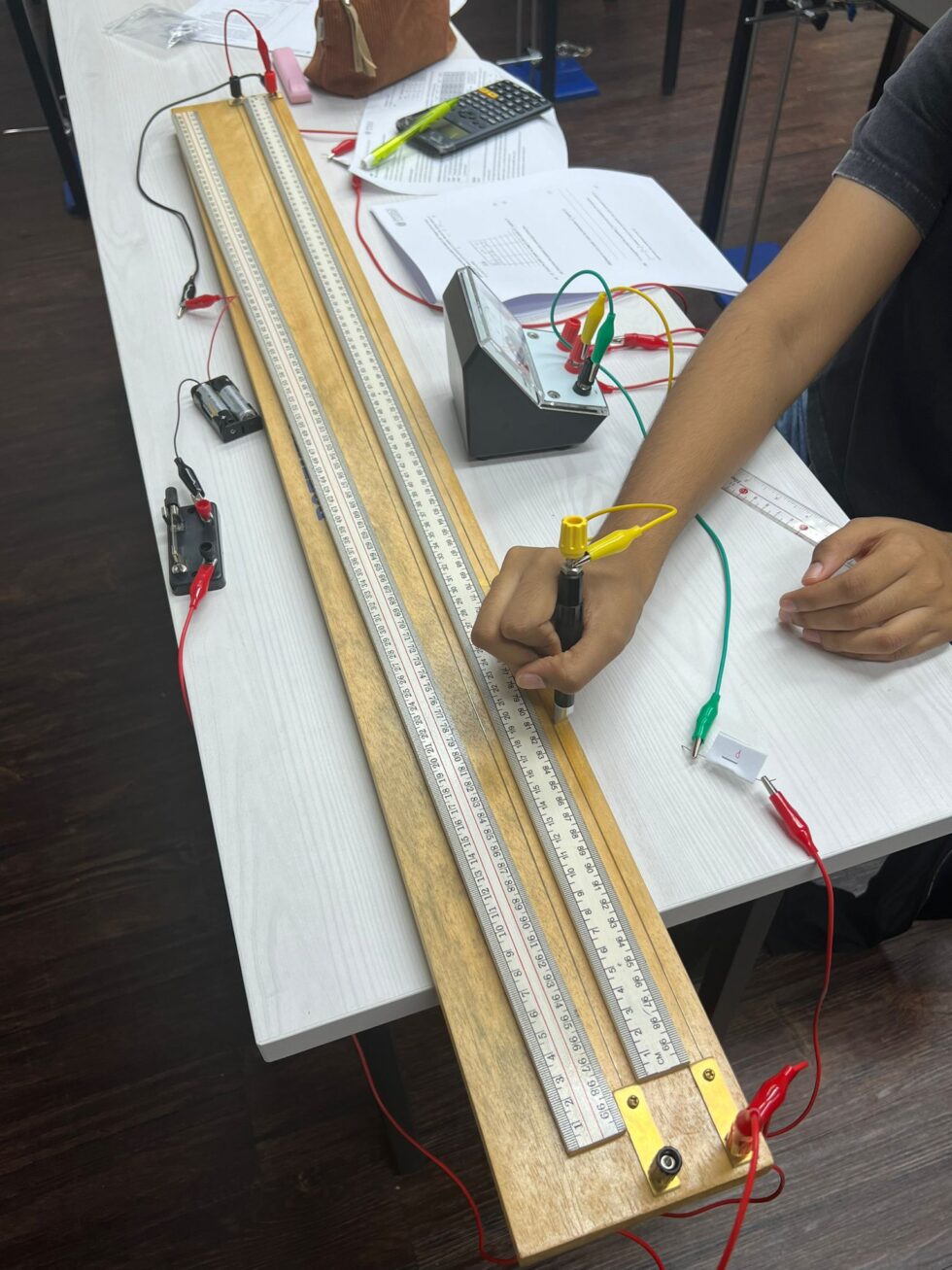 Hands On Lab Physics Academy